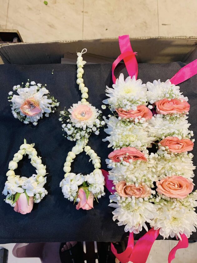 Bridal Pink Flowers Chrysanthemum - Elegant Sets